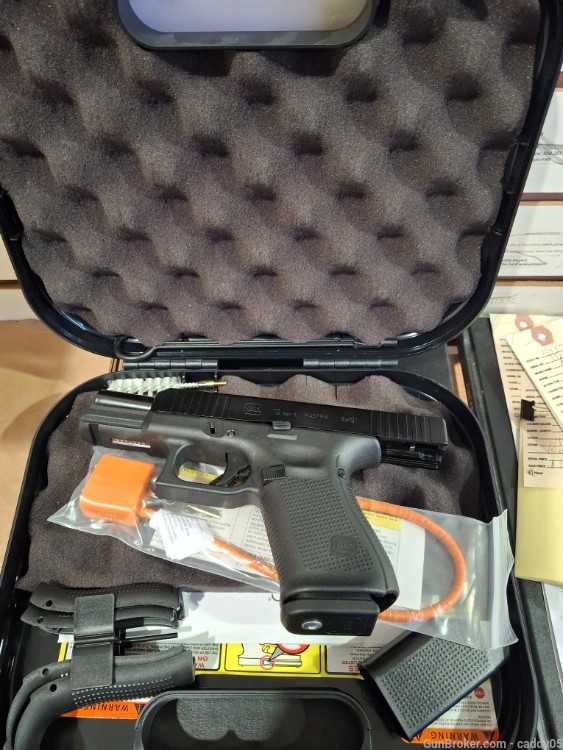 Thompson Center Arms Glock 19 Gen 5 9mm 9mm Luger 17348464 - GunAuction.com