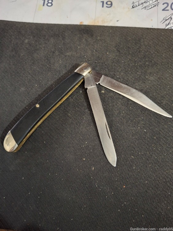 Unknown Buck 311 Trapper pocket knife 17350082 - GunAuction.com