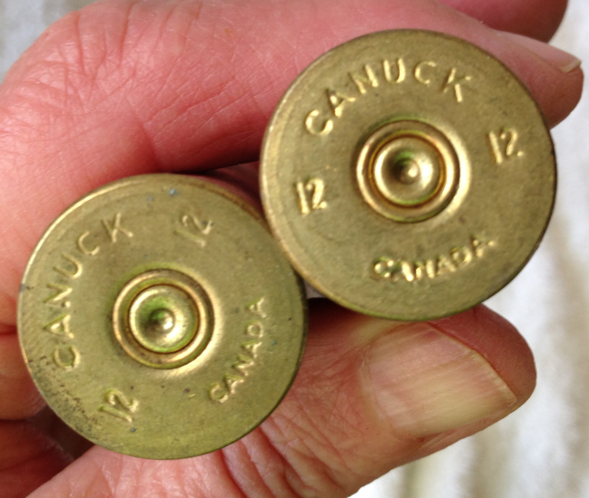 Canuck CANCUCK CANADA 12 GAUGE FIRED SHOT GUN SHELLS HULLS TRAP 7 1/2 2 ...