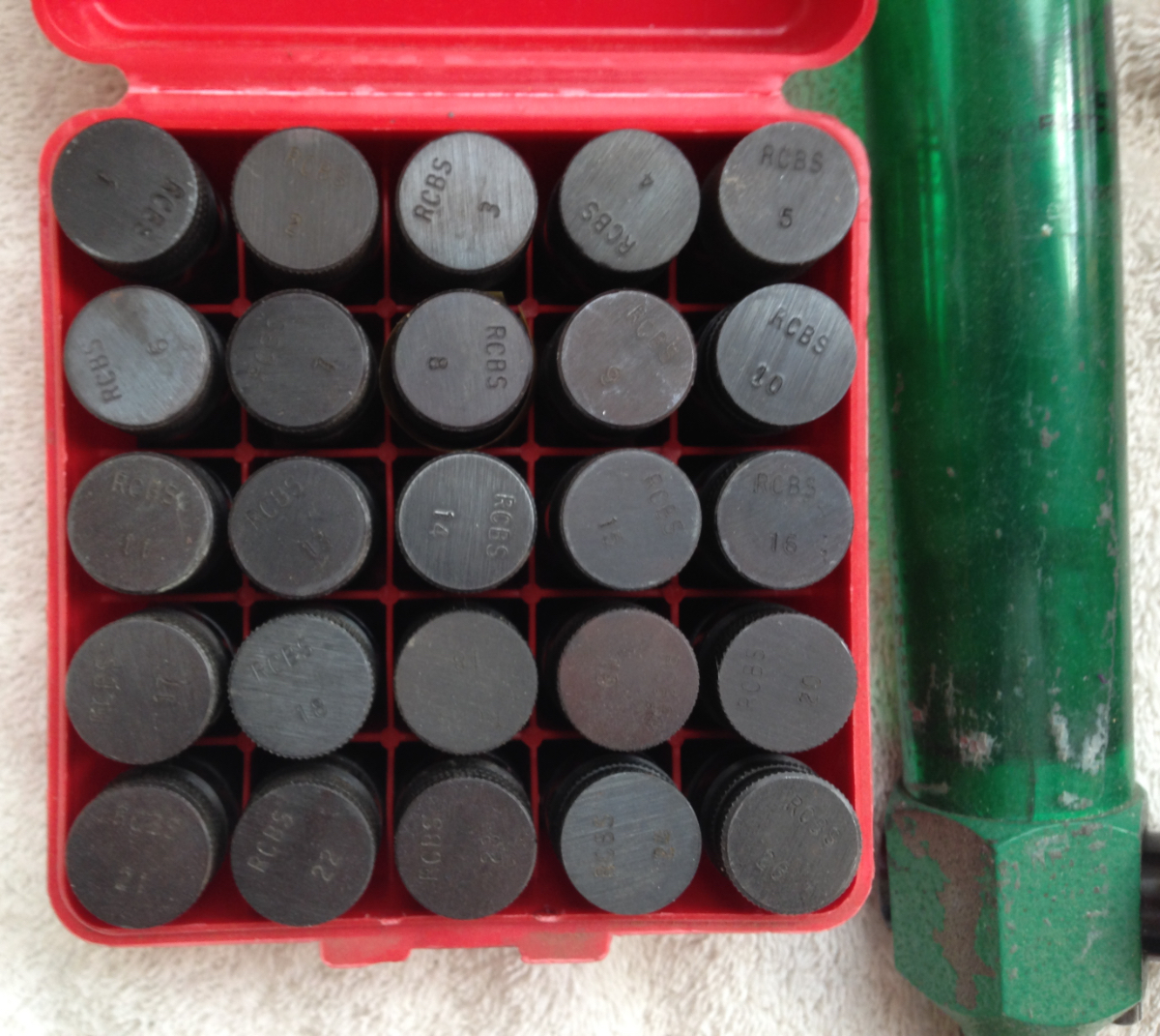 RCBS LITTLE DANDY PISTOL POWDER MEASURE PLUS 26 ROTORS IN CASE / 0726-2 ...