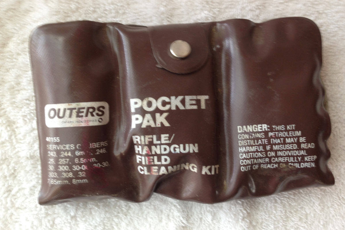 VINTAGE OUTERS POCKET PAK RILFE/HANDGUN FIELD CLEANING KIT 40155 UNUSED ...