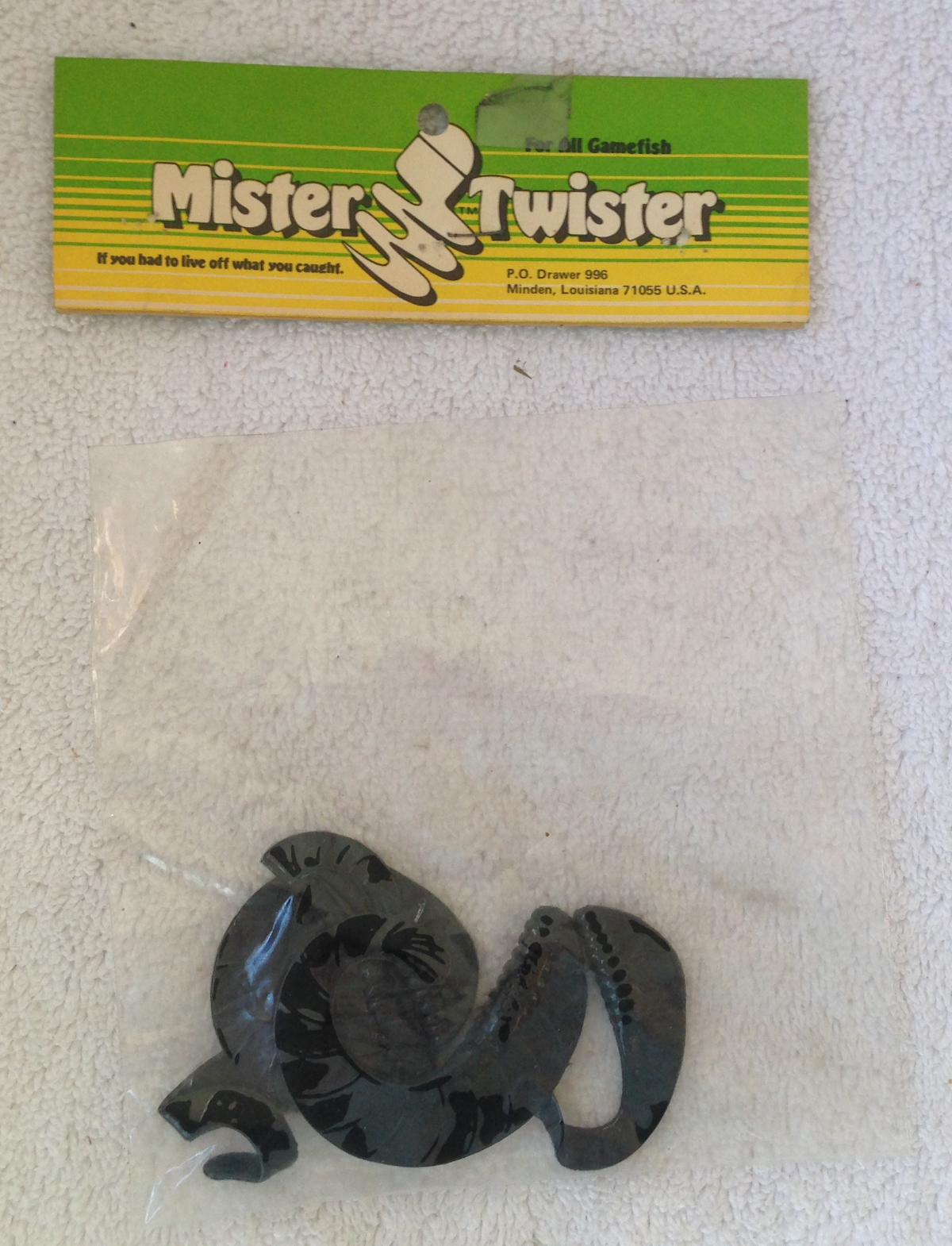 MISTER TWISTER CURLY TAILS GRUBS / SLUGS / LEECHES BLACK 5 count 2 ...