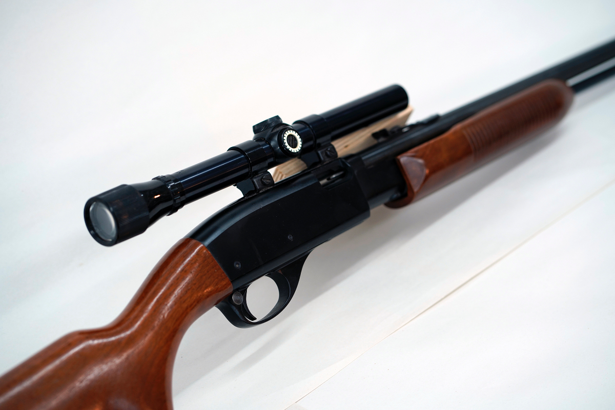 Remington Fieldmaster Model 572 W/ Weaver D4 Scope , Pump Rifle, 1969 ...