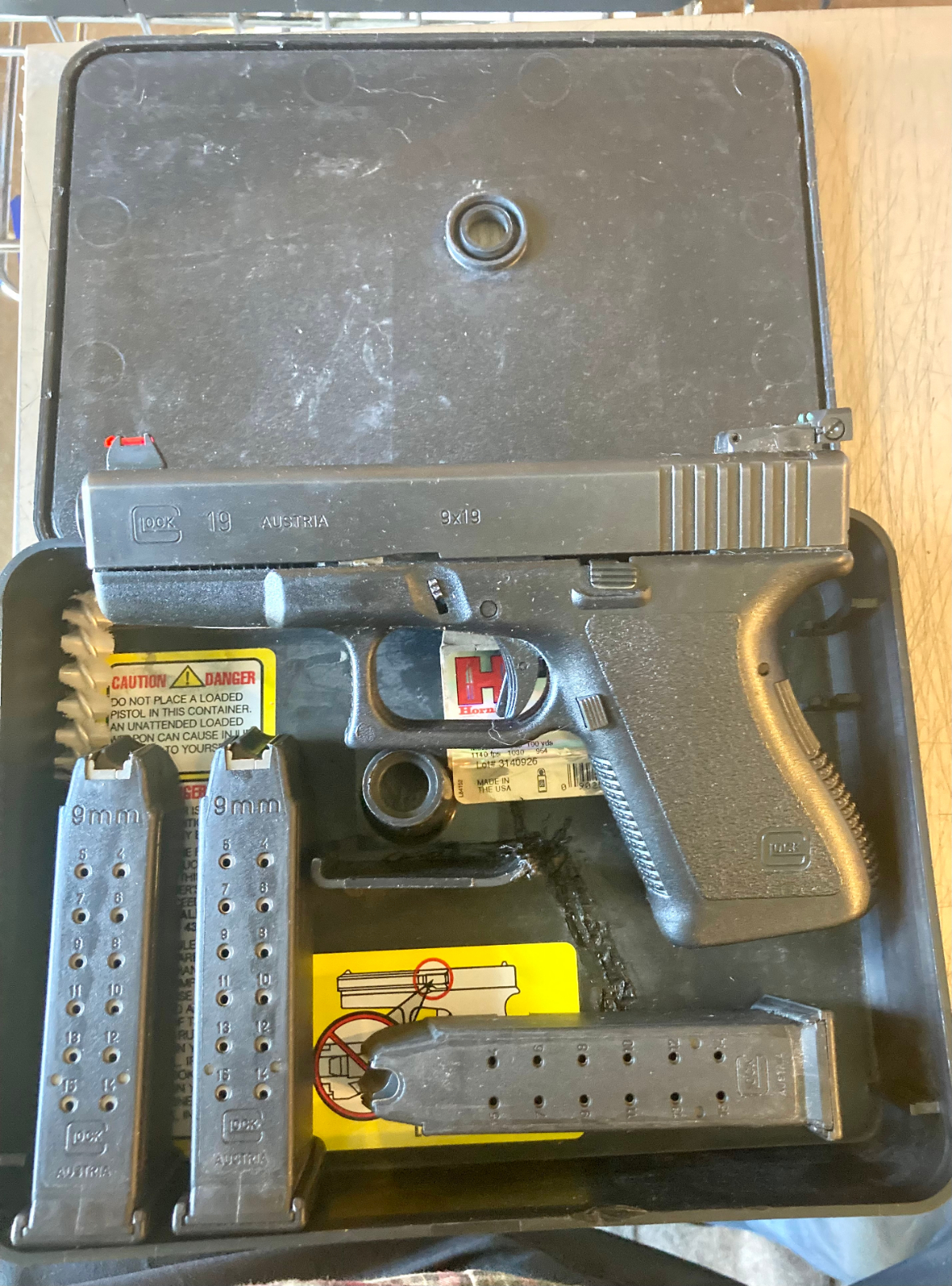 Glock MODEL 19 GEN 2, 3 HI CAP MAGS, ADJUSTABLE FIBER OPTIC HIGH ...