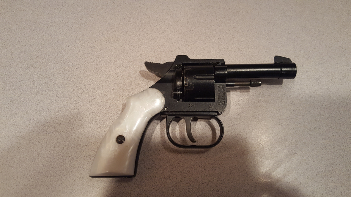 Cdm Prod Inc Model Cdm Serial # 299433 .22 Short For Sale at GunAuction ...