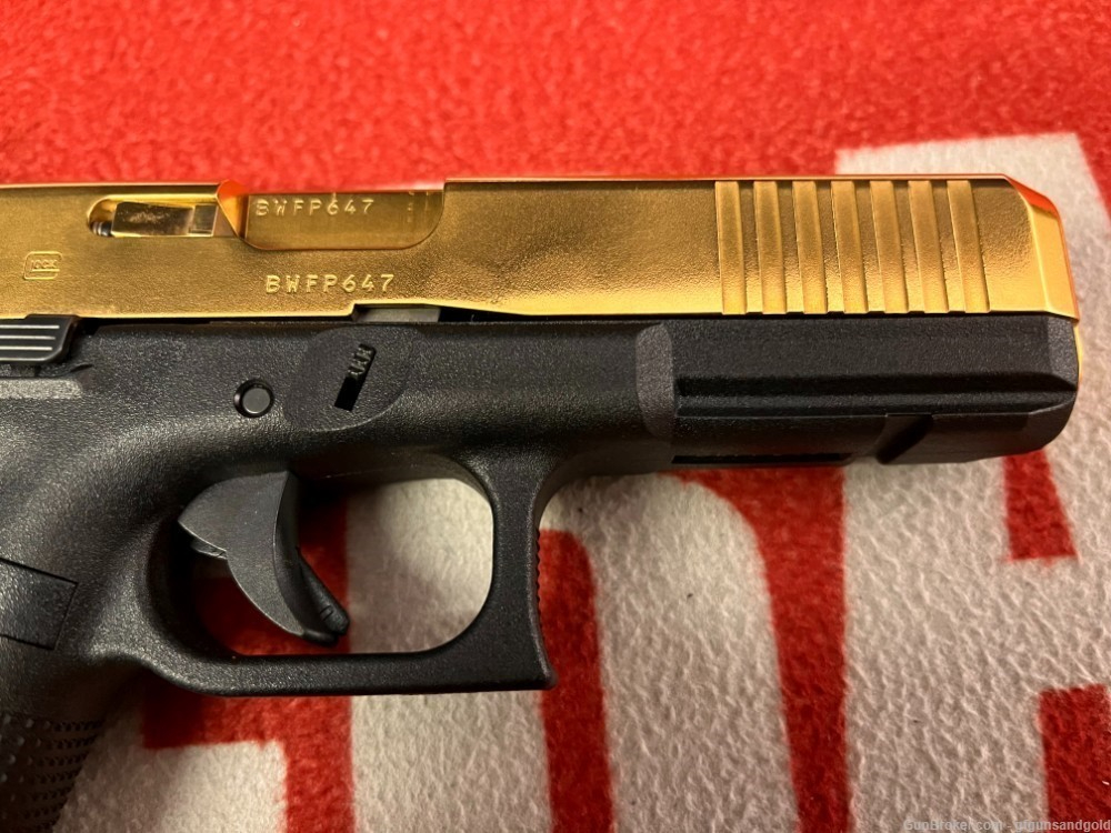 CUSTOM 24KT GOLD PLATED GLOCK G17 GEN5 9mm LUGER 4.49" 17+1 17246294 ...