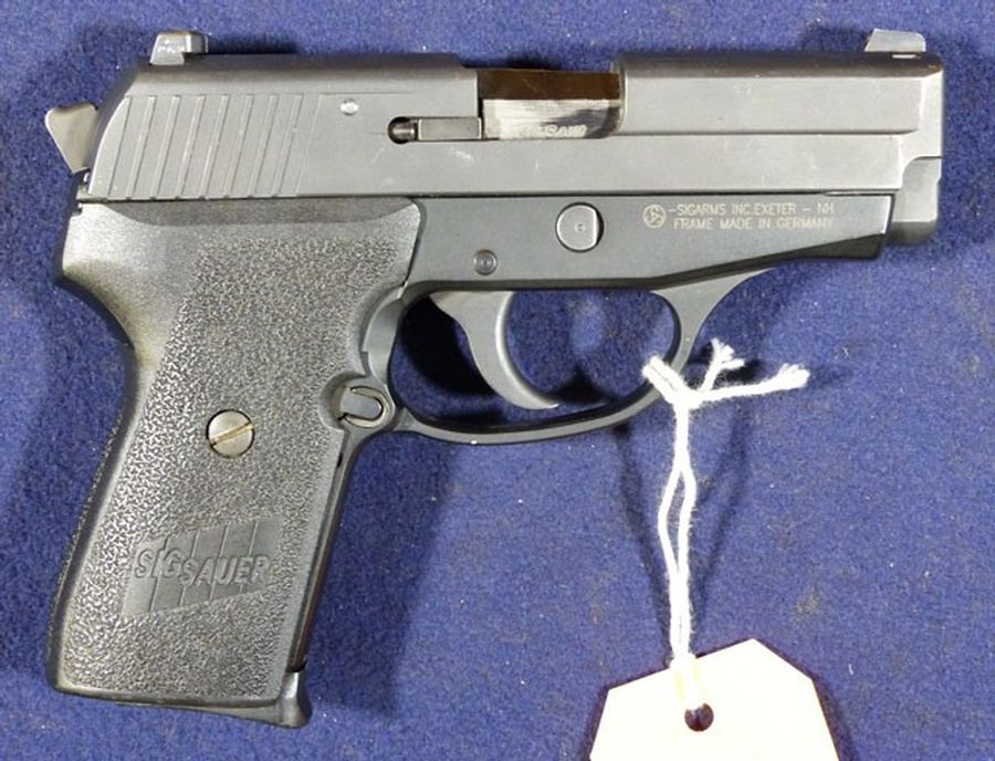 Sig Sauer Sig P-239 40 .40 S&W For Sale at GunAuction.com - 15199077
