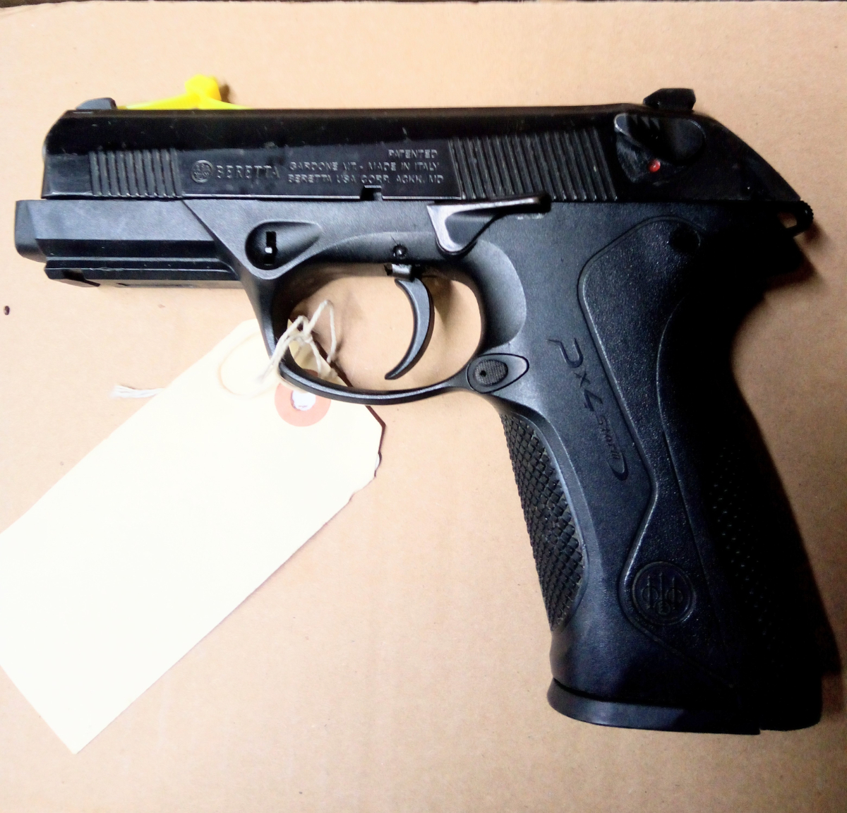 SIG Sauer Beretta PX4 used pistol .40 S&W 17240025 - GunAuction.com