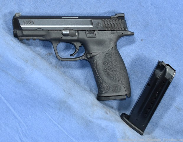 SIG Sauer S&W M&P 9mm pistol case & 2 mags, excellent + condition 9mm ...