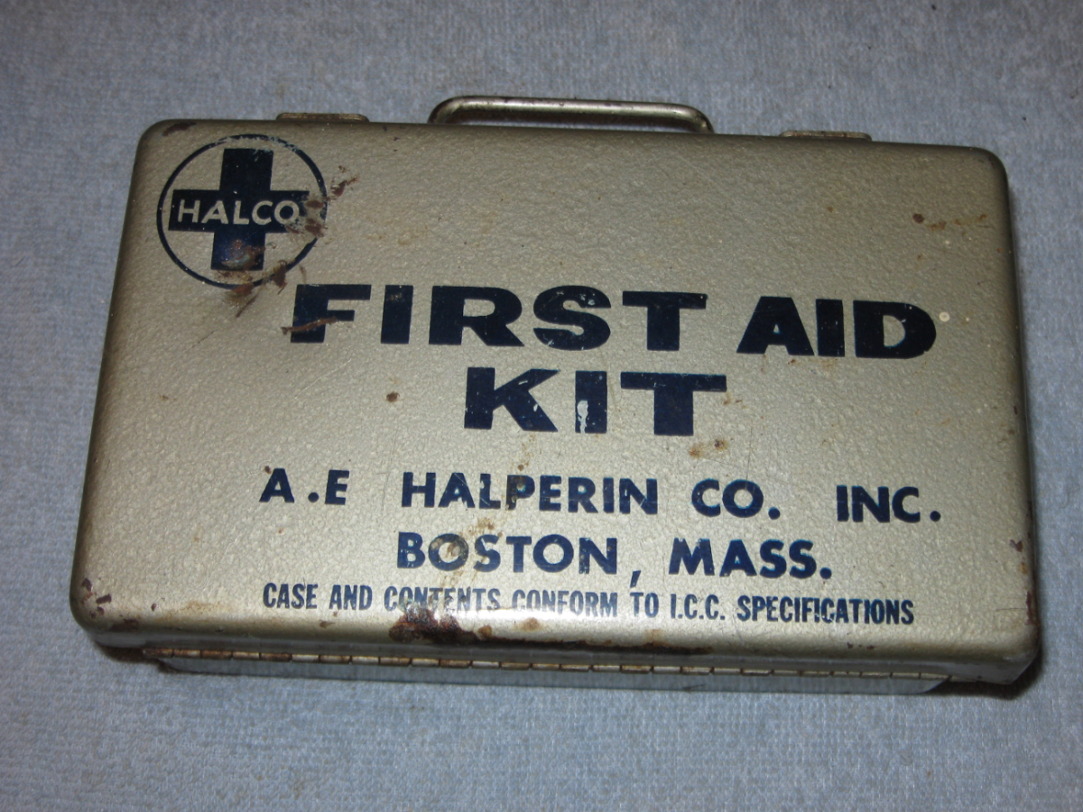HALCO/GMC VINTAGE FIRST AID KIT (1950`S) COMPLETE FOR GMC TRUCK ...