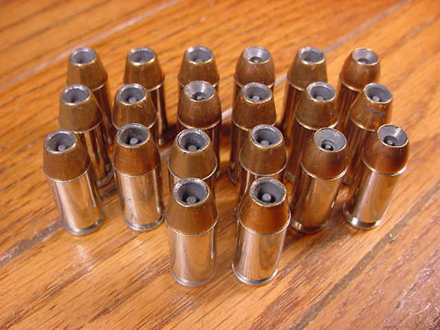 Federal Premium Ammunition 20 Rounds of Federal Hydra-Shok .40 S&W ...