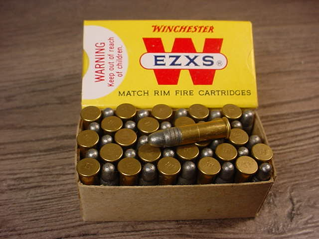Box of Winchester EZXS Special Match Low Velocity .22 Long Rifle Lead ...