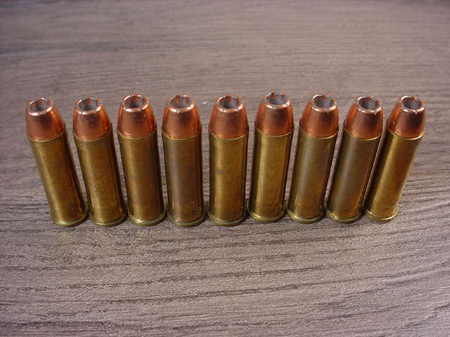 Harrington & Richardson 9 Rounds .32 H&R Magnum Semi-Jacketed Hollow ...