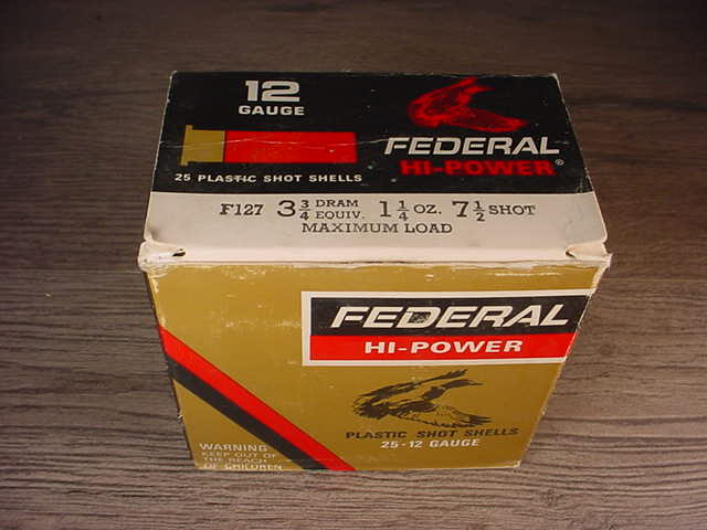 Box of Federal Hi-Power 12 Gauge Number 7 1/2 Shot 17305667 ...