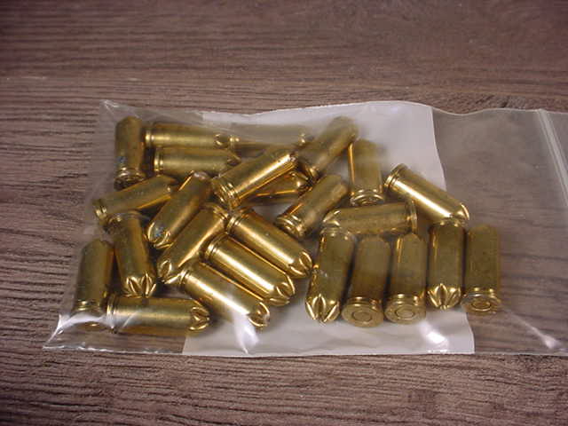 Smith & Wesson 25 Rounds of .32 S&W Blank Cartridges 17347313 ...