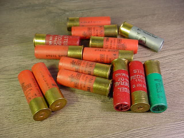 14 Rounds of Mixed Manufacture Steel 12 Gauge 3 Inch Magnum Number 4 ...
