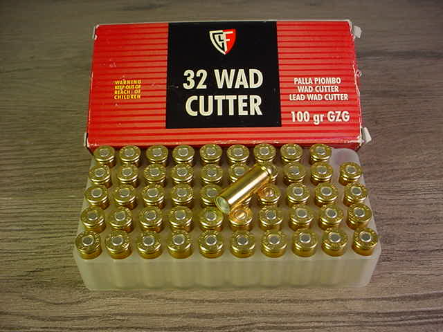 Box of Fiocchi .32 S&W Long Lead Wadcutter 17365021 - GunAuction.com