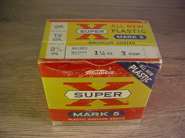 Western Cartridge Company Box of Western Super-X Mark 5 12 Gauge Number 2 Shot 17365304 ...