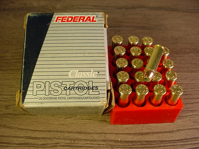 Harrington & Richardson Box of Federal Hi-Shok .32 H&R Magnum Jacketed ...