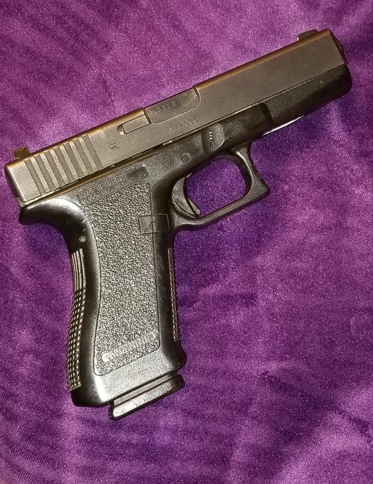 Glock 17 Generation 2, 9mm 9mm Luger For Sale at GunAuction.com - 15118829