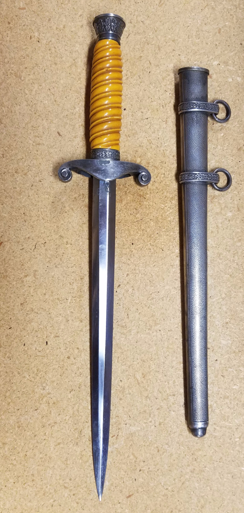 Wwii German Army Heer Officer Dagger For Sale at GunAuction.com - 14502645