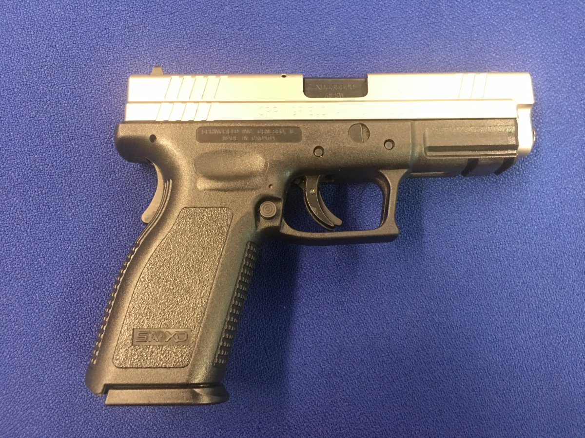 SPRINGFIELD ARMORY XD-40, CHAMBERED IN .40 S&W 17231458 - GunAuction.com