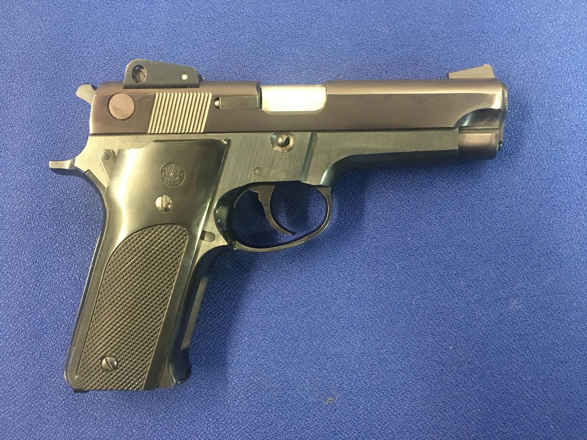 SMITH & WESSON MODEL 559, COMES W/ FACTORY BOX & PAPERS, CHAMBERED IN ...