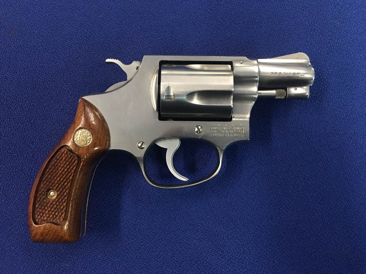 SMITH & WESSON MODEL 60, COMES W/ FACTORY BOX & PAPERS, CHAMBERED IN ...