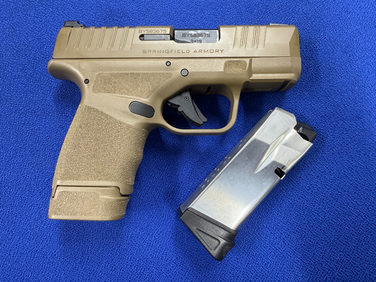 Springfield HELLCAT, COMES W/ EXTRA MAG & SOFT CASE, CHAMBERED IN 9mm ...