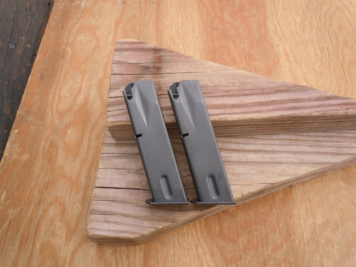 2 Usgi Contract M9 Or Beretta 92 Fifteen Round 9mm Magazines, M92 Mags ...