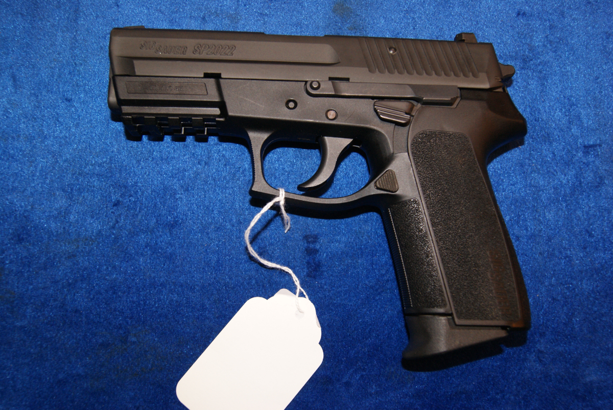 SIG Sauer MODEL SP2022 SIG PRO 357 SIG CAL WITH NIGHT SIGHTS .357 SIG ...