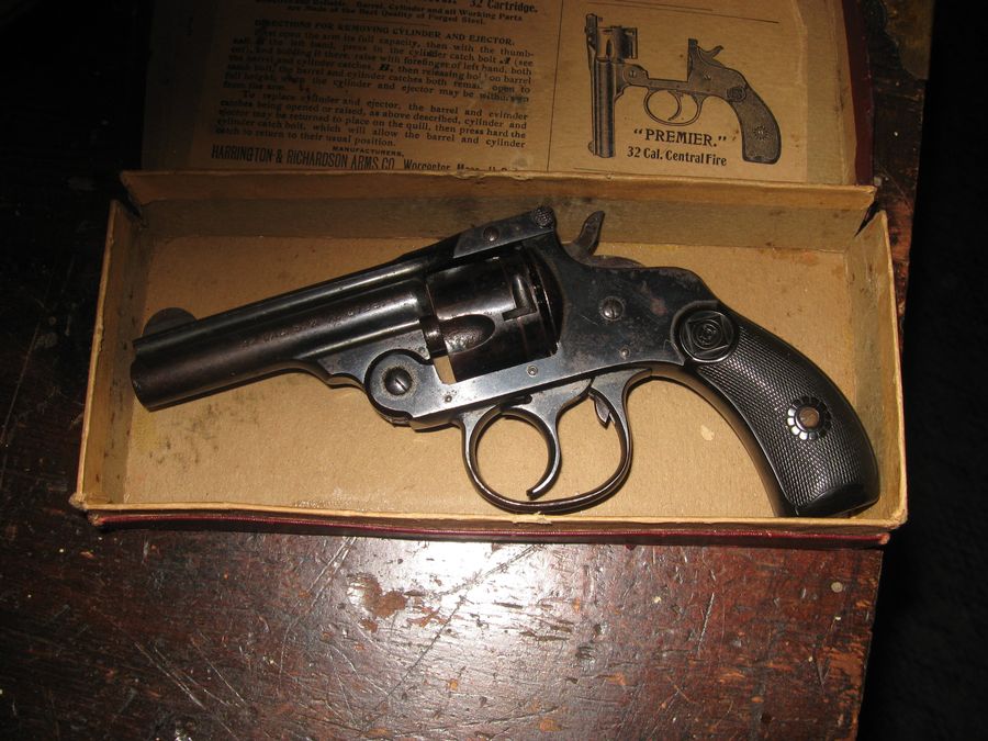 Harringinton & Richardson H&R 32 Caliber Revolver .32 S&W For Sale at ...
