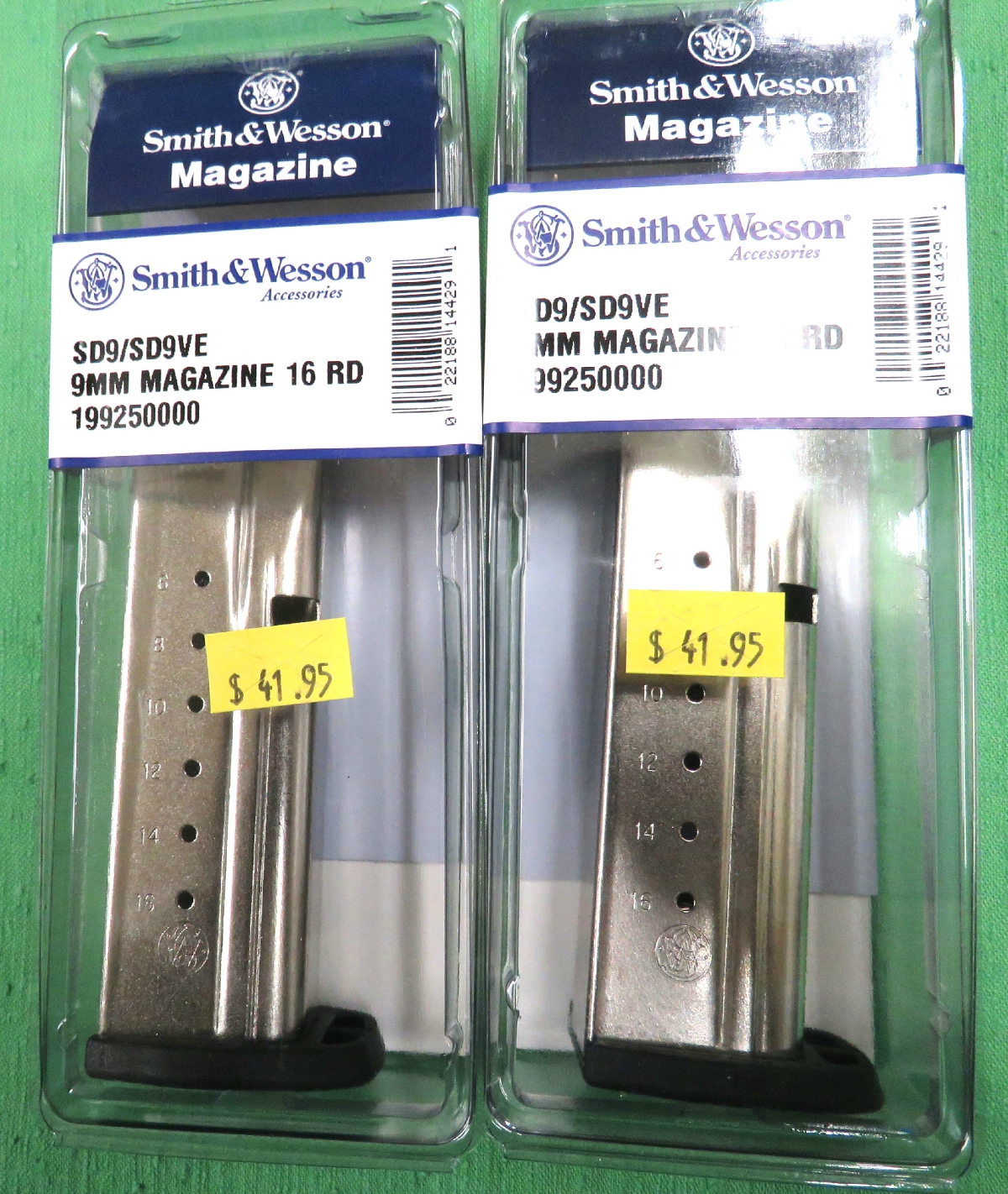 Smith & Wesson Two SD9VE Magazines, 16-round, New 9mm Luger 17095851 ...