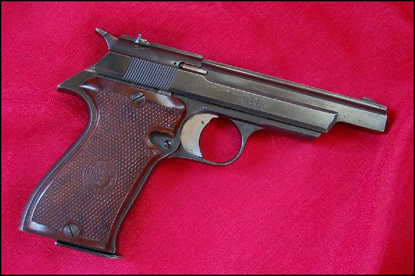 Star Model Fr .22lr Semi-Auto Pistole, No Reserve For Sale at ...