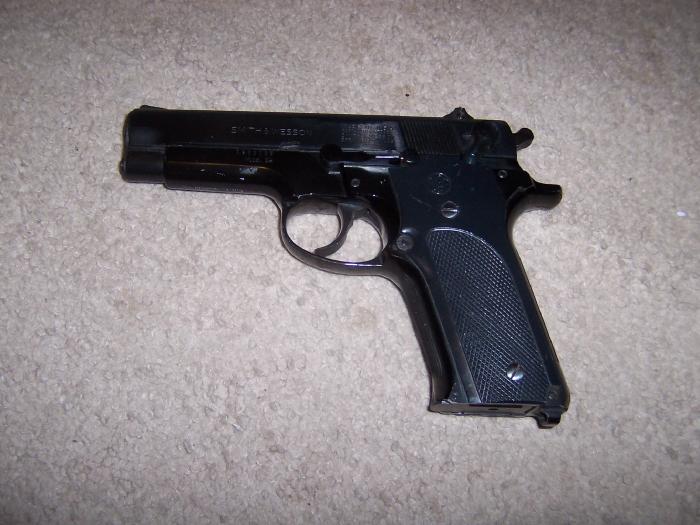 Smith & Wesson Model # 59 9mm 15 Shot High Capacity For Sale at ...