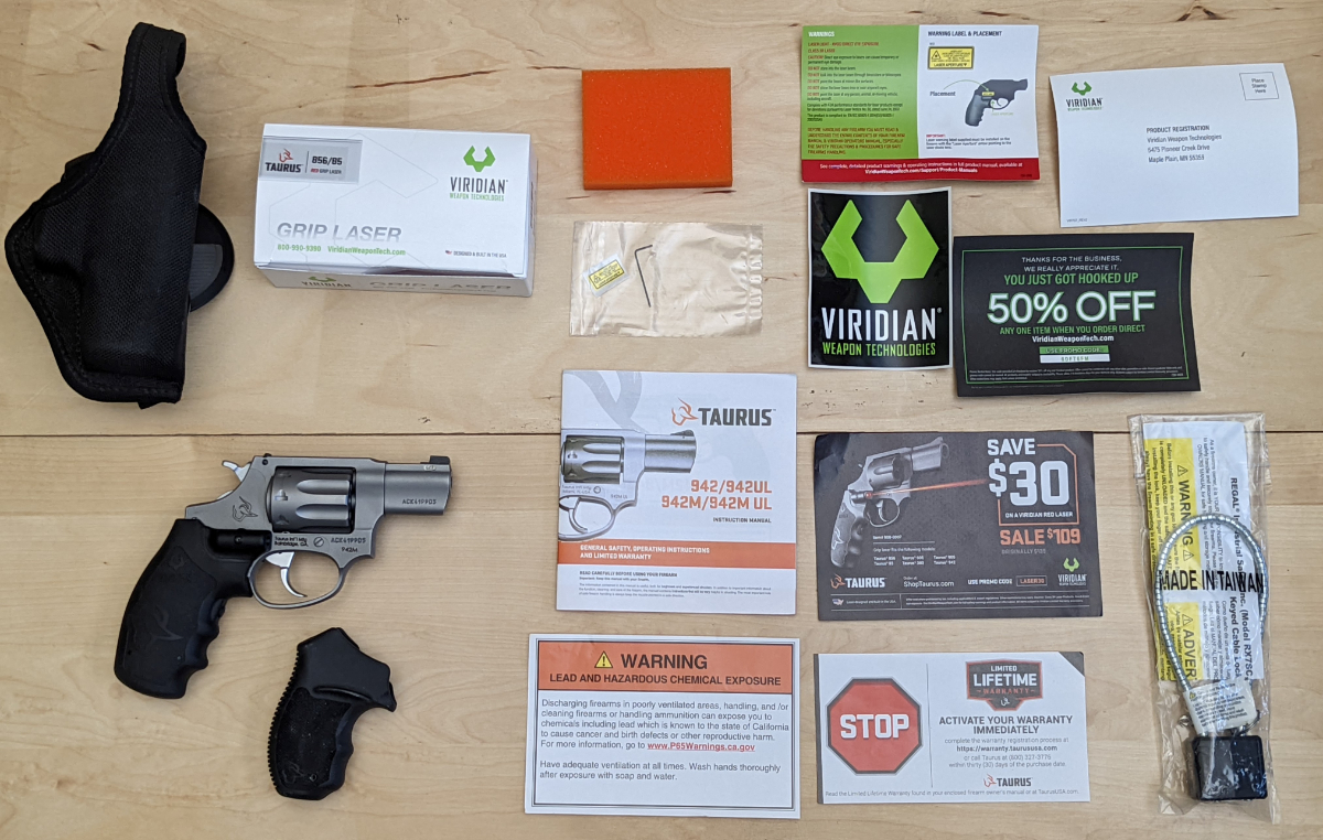 Taurus Model 942M 22Mag / 22 WMR Revolver Matte Stainless Finish ...