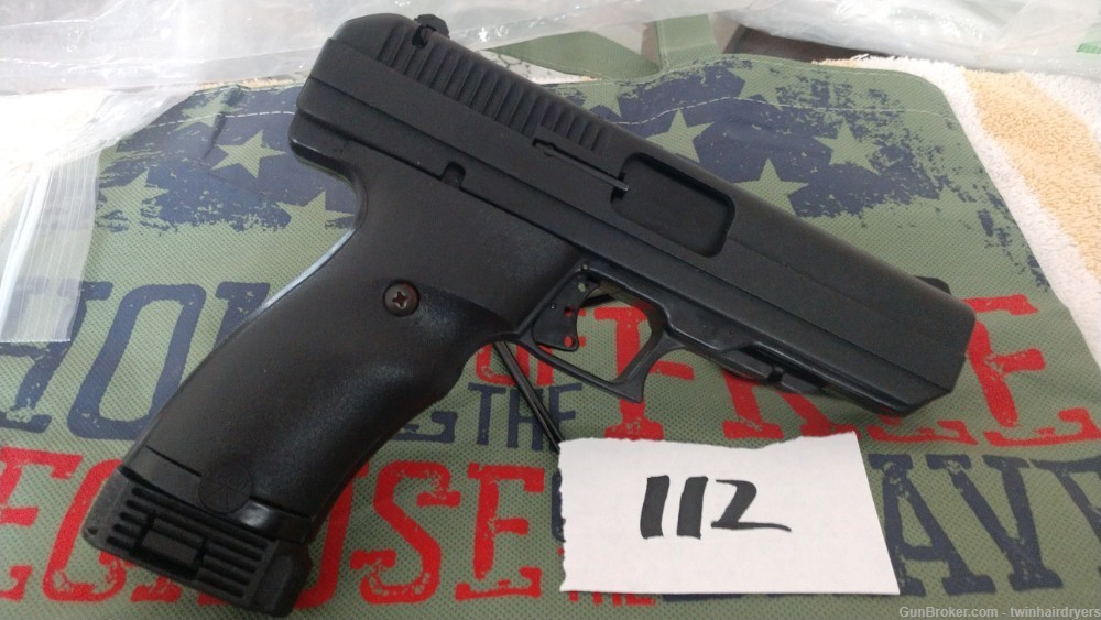 Hi-Point JCP 40 S&W Pistol 4.50 Black 34013 Semi-Auto Pistol. Good ...