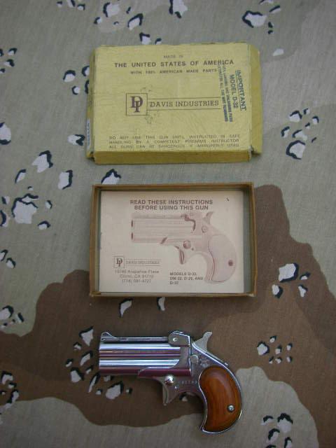Davis Industries , Model D-32, .32cal., Derringer For Sale at ...