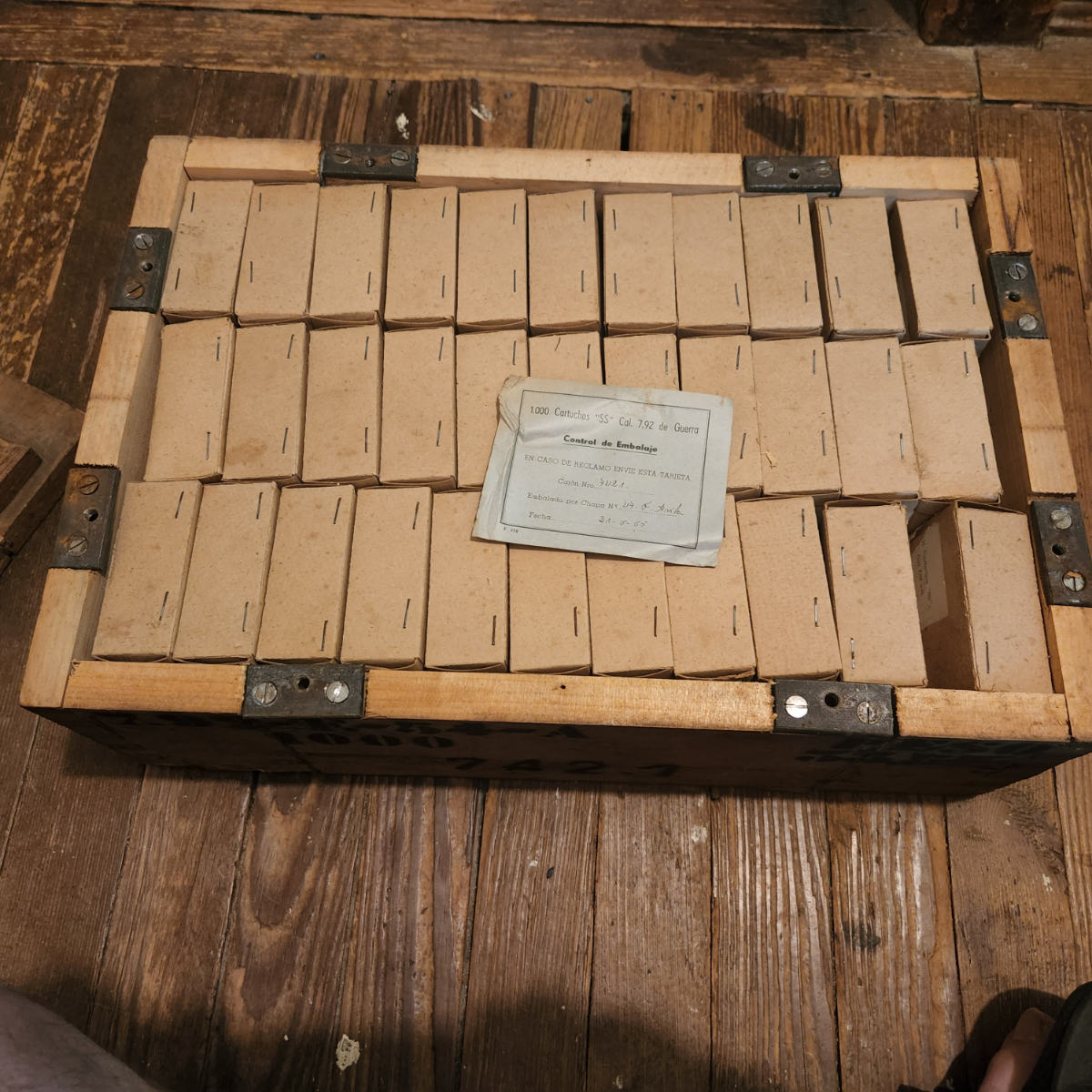 Unknown 1000rds 7.92x57 (8mm) Mauser Rifle Ammo Ecuador Military Wood ...