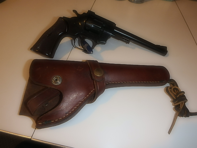 Herters 22 CAL HERTER`S GUIDE MODEL REVOLVER IN LEAHTER HOLSTER MADE IN ...
