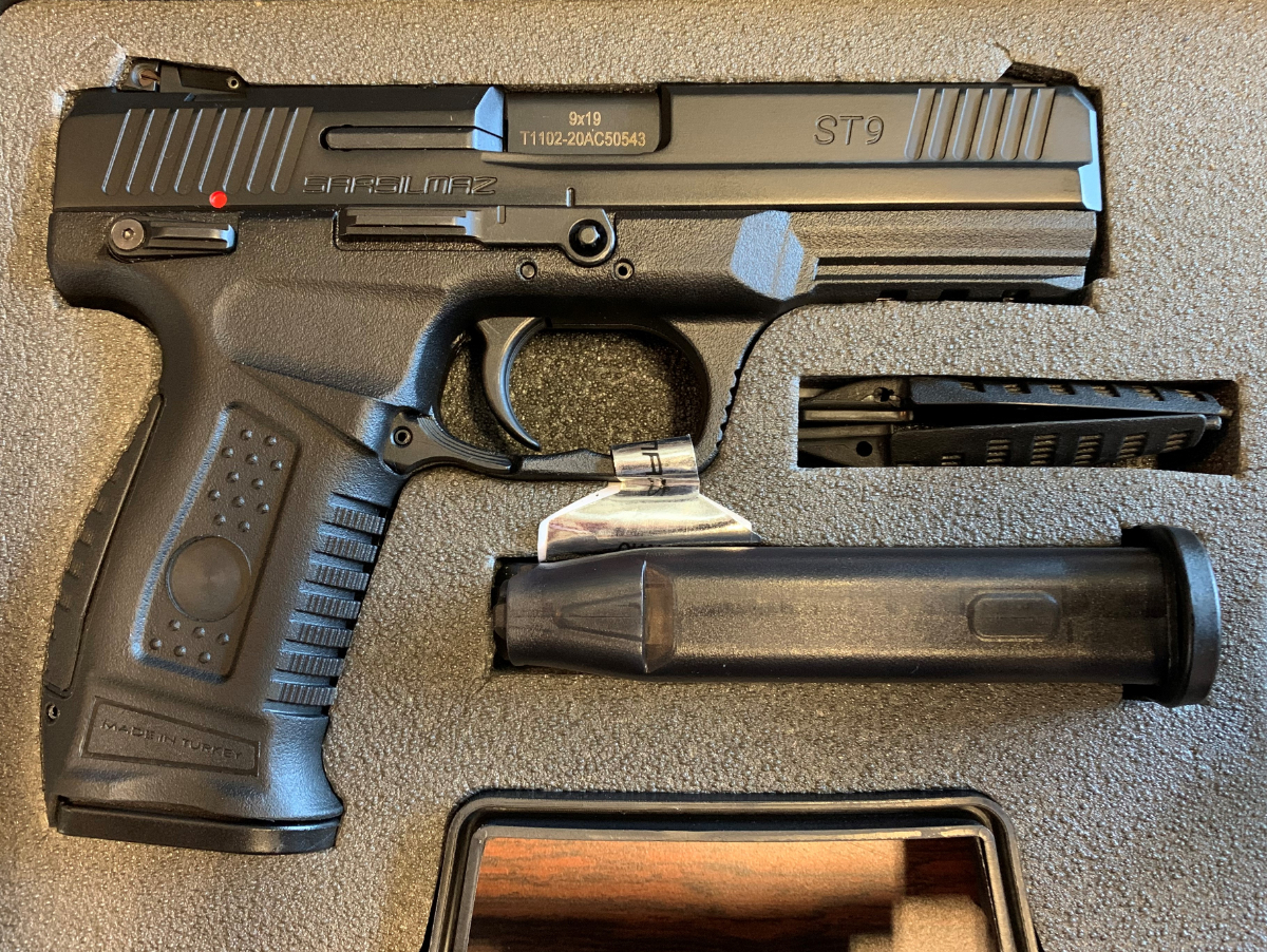 SAR Arms ST9 High Capacity Full Size Semi Auto Pistol 9mm Luger 17098550 - GunAuction.com