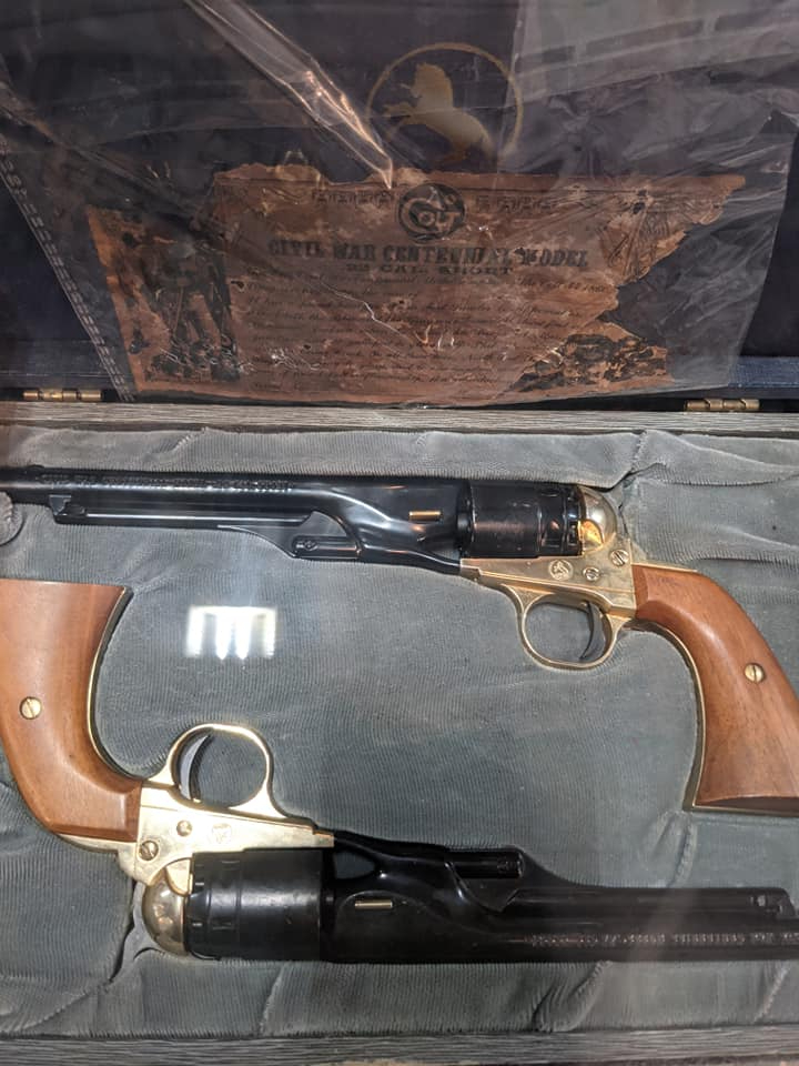 Colt 1960 Civil War Commemorative set in original box and letter of ...
