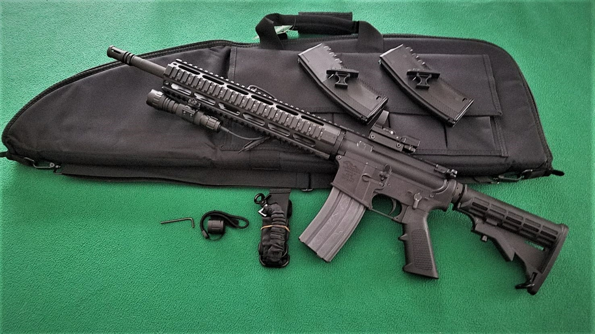 Customized Anderson Anderson Ar With Holographic Sight And Tactical ...