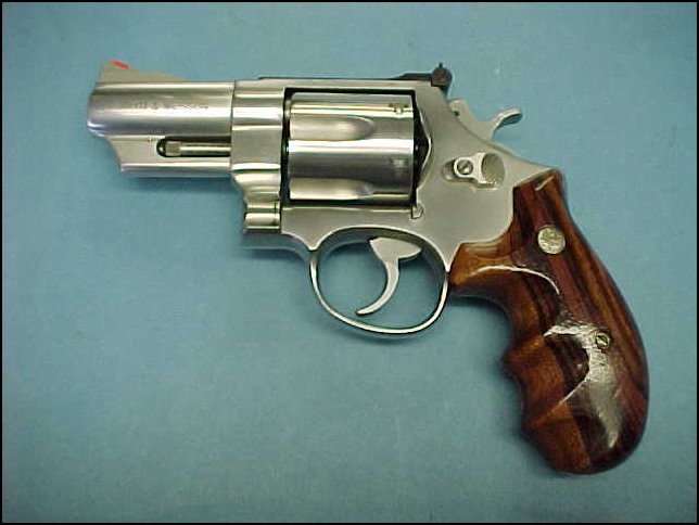 Smith & Wesson 44 Magnum Snub Nose Stainless 629 3in Barrel For Sale at ...