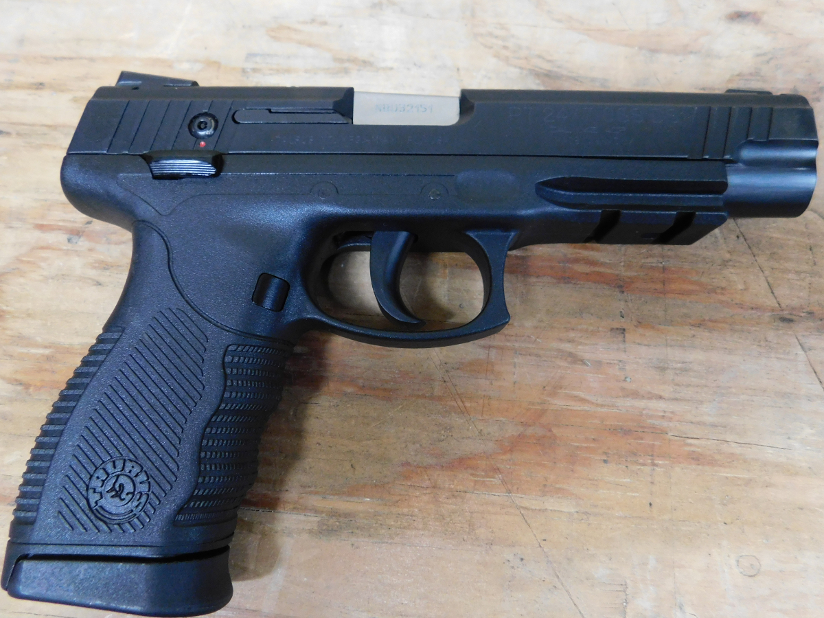 Taurus Tactical Pt24/7 Oss Ds .45 Acp For Sale at GunAuction.com - 16843297