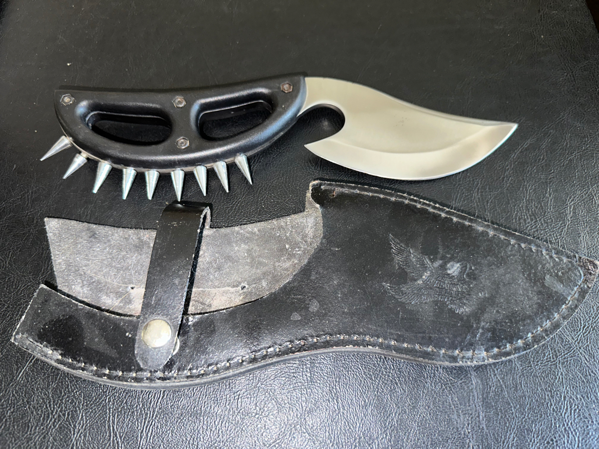 Replica Night Slasher knife from the movie Cobra 17307708 - GunAuction.com