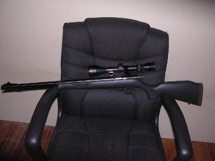 Knight T-Bolt .50 Cal Muzzleloader Rifle W Scope For Sale at GunAuction ...