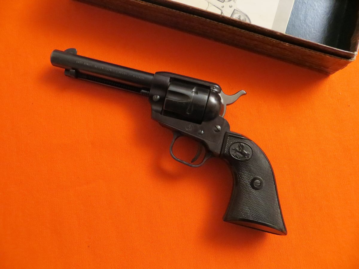 Colt Frontier Scout Revolver .22 Magnum 17121367 - GunAuction.com