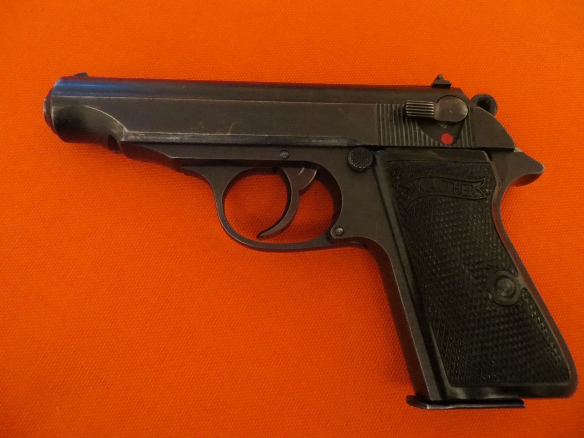 Walther PP Nazi WWII German Army Sidearm 7.65mm 17205611 - GunAuction.com