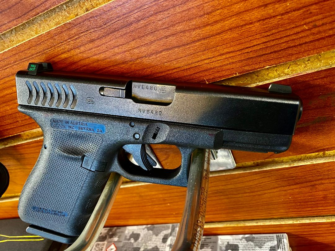 RTF GLOCK 19 EASY 90 BOX AND TWO MAGAZINES 9mm Luger 17185676 ...
